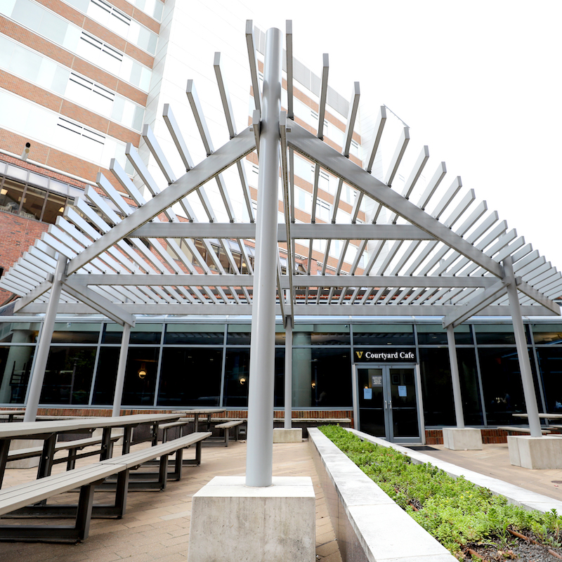 Courtyard Cafe adds new menu items, moves Fried Chicken Day - VUMC News