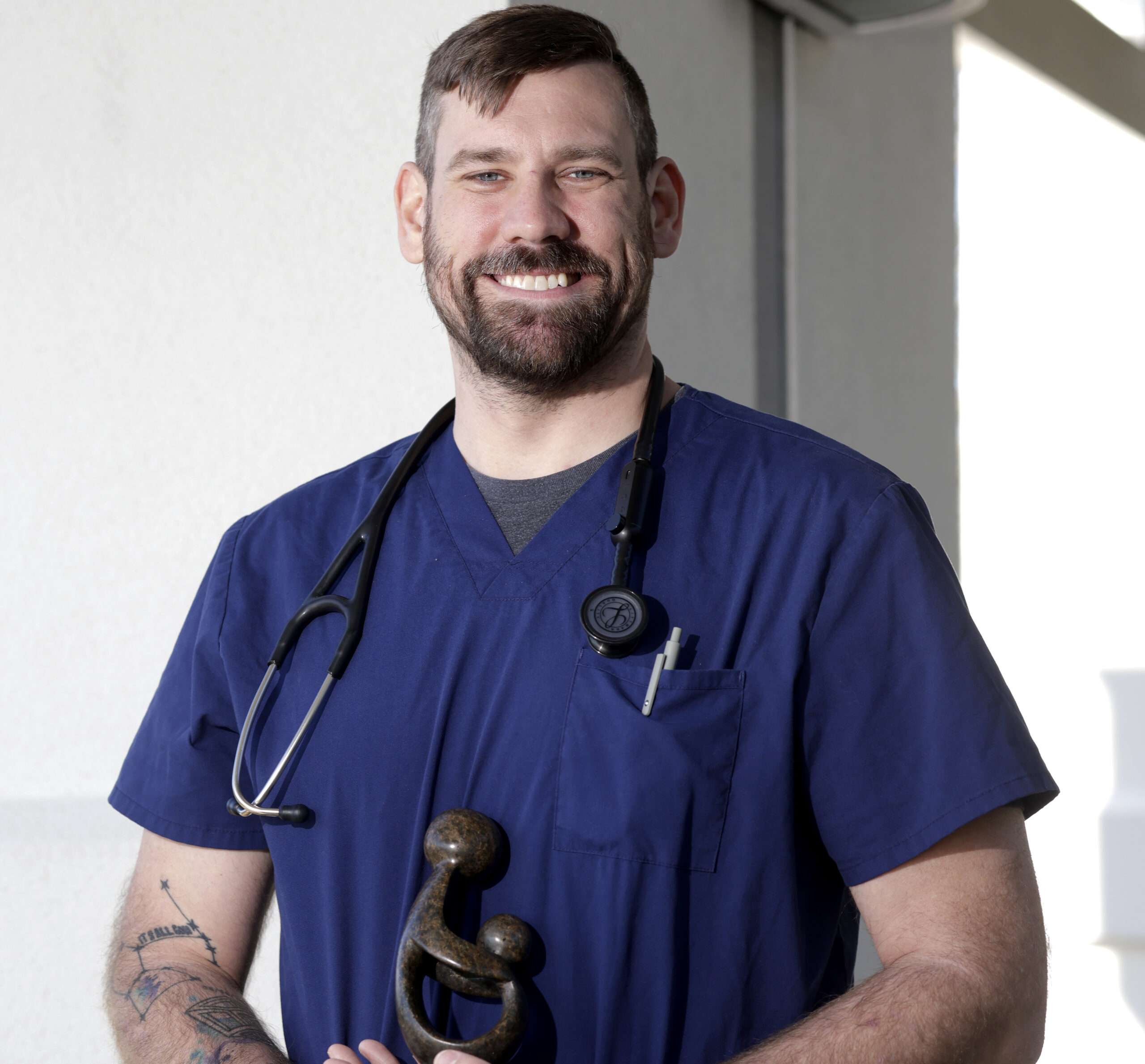 DAISY Award spotlight: The patient's final wish was to see her daughter's wedding. The nurse ...