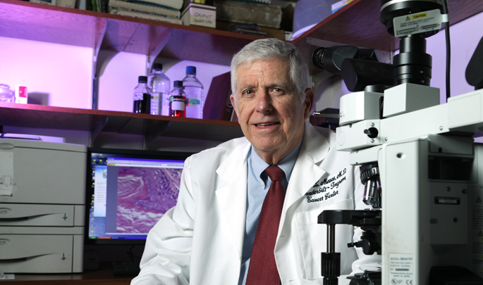 Moses receives AACR’s lifetime achievement in research award - VUMC News