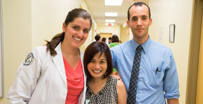 Student-run Shade Tree Clinic debuts ophthalmology service - VUMC News