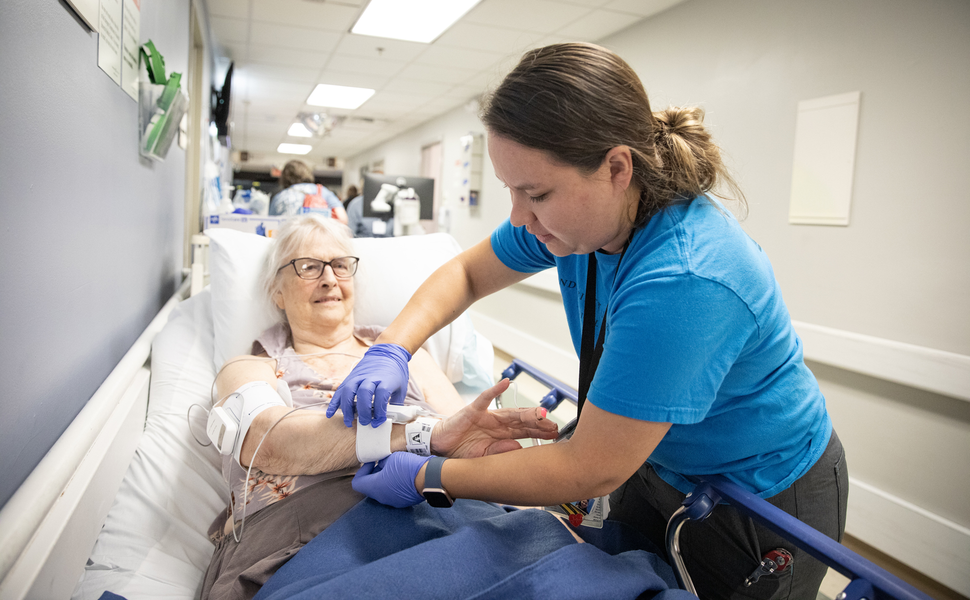 Emergency department tests wireless patient monitoring - VUMC News