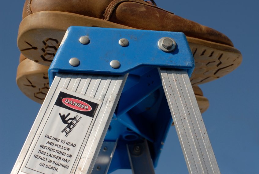 Vanderbilt Emergency Medicine physician offers spring cleaning ladder ...